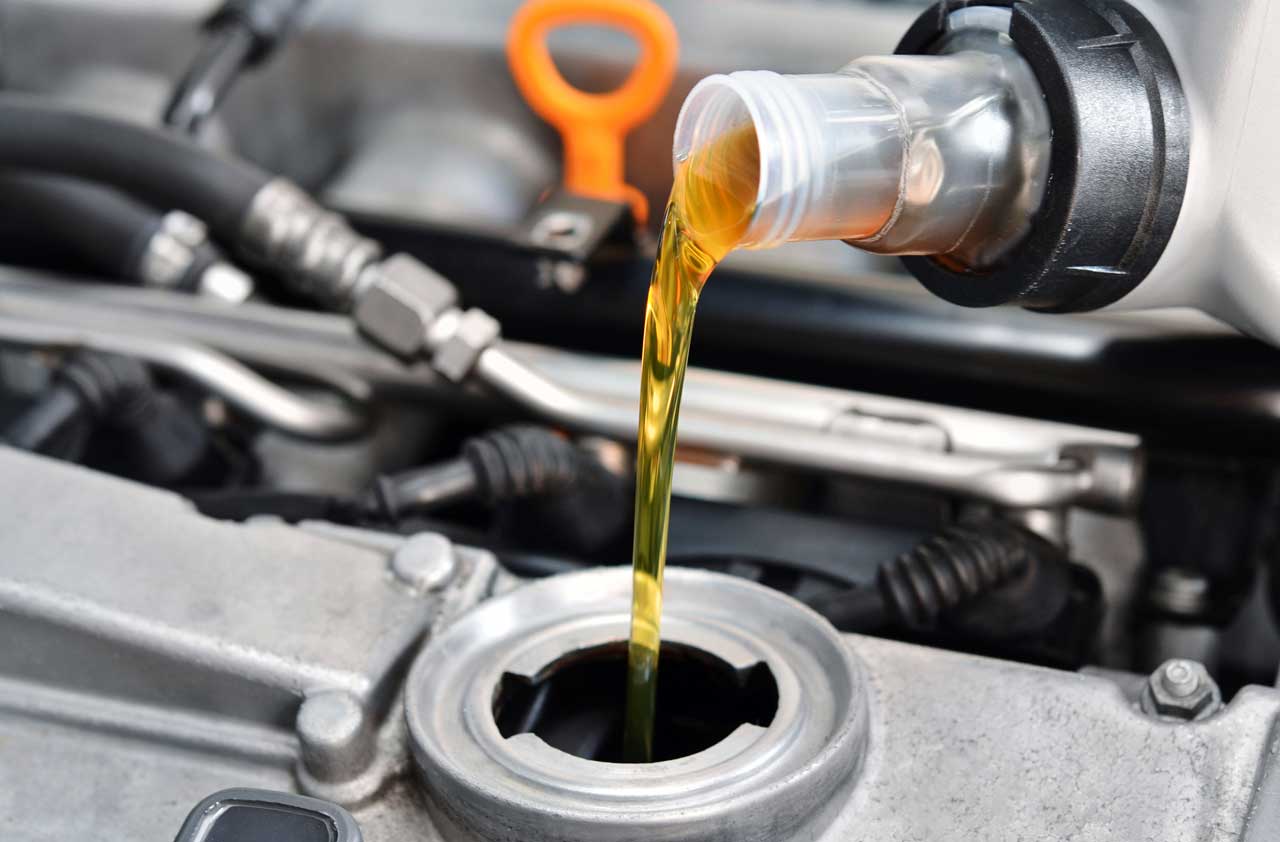 5 Ways to Get a Free Oil Change & Which to Avoid - Axle Advisor